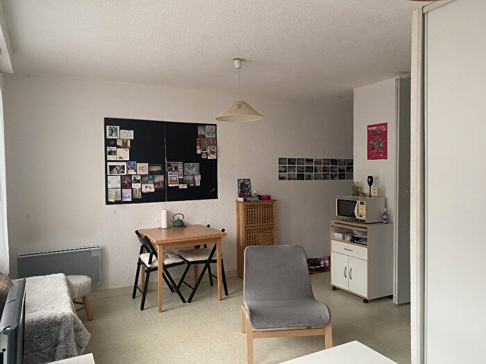 Appartement à louer - Clermont-Ferrand, Oradou - 1 pièce