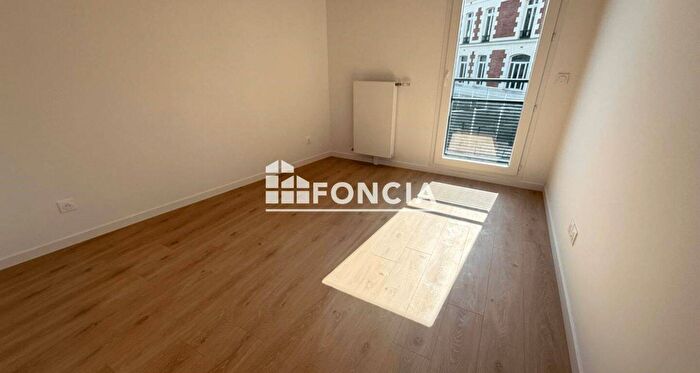 Appartement à louer - Malabry, Châtenay-Malabry - 3 pièces - 2 chambres