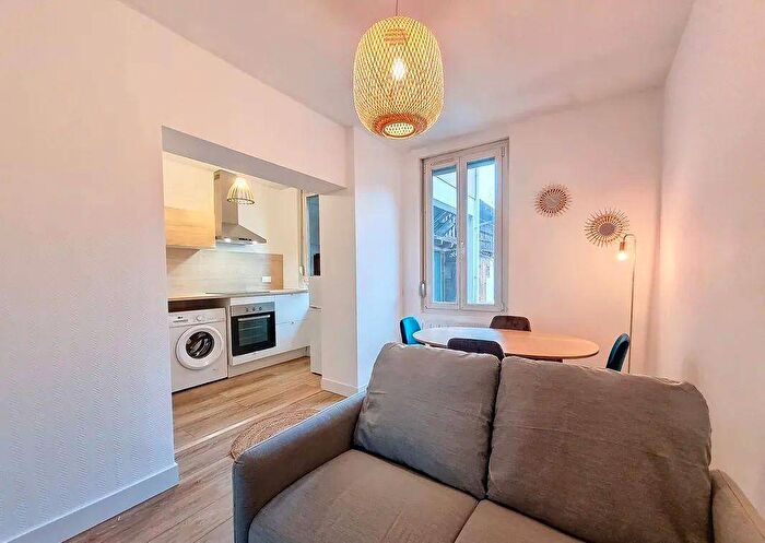 Appartement à louer - Strasbourg - 2 pièces - 1 chambre