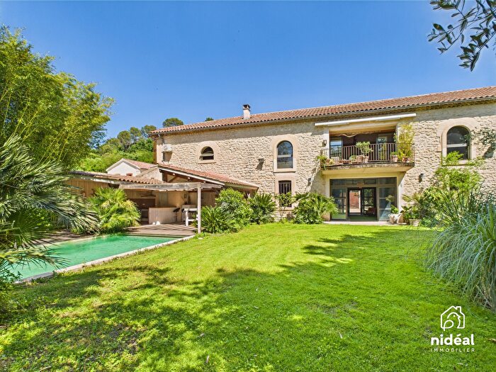 Maison à vendre - Sommières - 13 pièces - 5 chambres