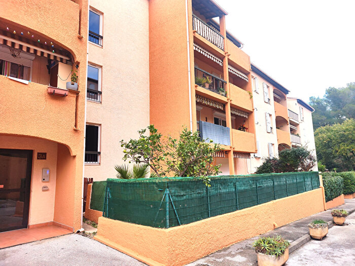 Appartement à vendre - Hyères, Costebelle, Almanarre - 3 pièces - 2 chambres