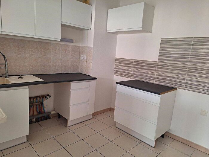 Appartement 4 pièces à Les Remparts-Lunette, Perpignan, à louer