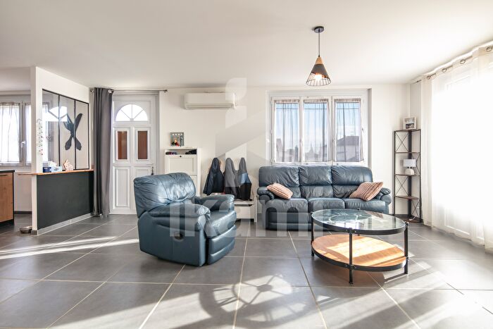 Maison à vendre - Mours-Saint-Eusèbe - 7 pièces - 4 chambres