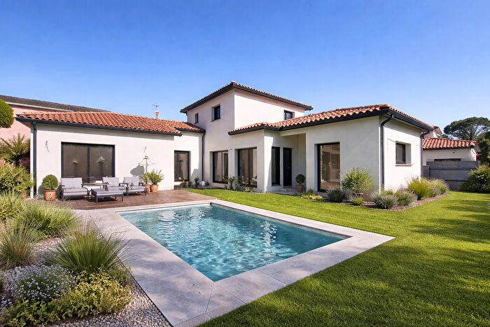 Maison à vendre - Pompertuzat - 6 pièces - 4 chambres