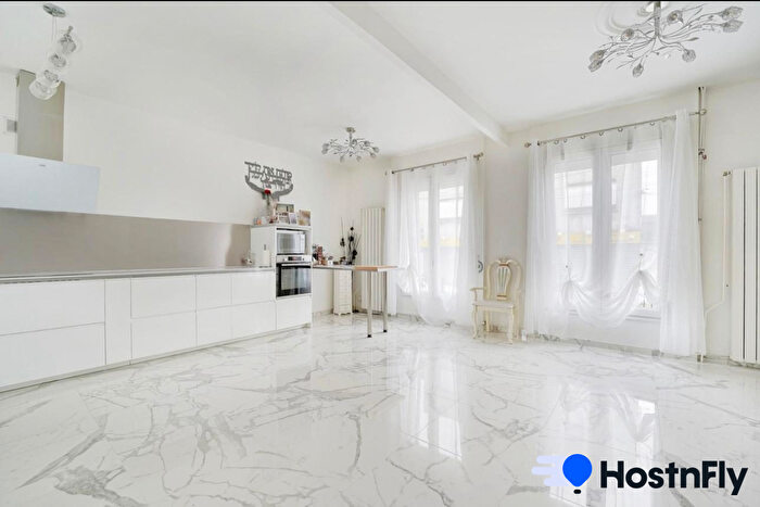 Maison à vendre - Drancy - 6 pièces - 4 chambres