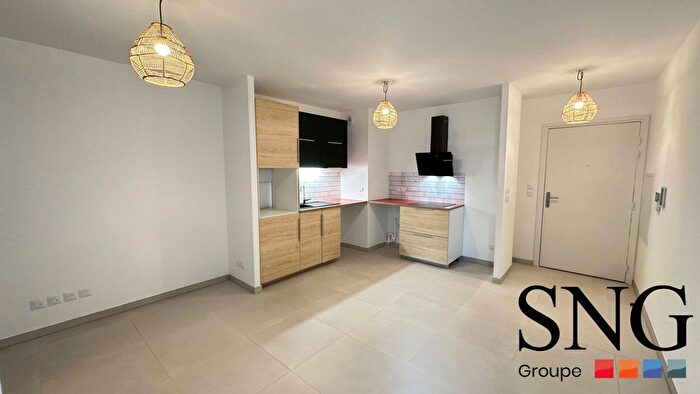 Appartement à louer - Nord, La Ciotat - 2 pièces - 1 chambre