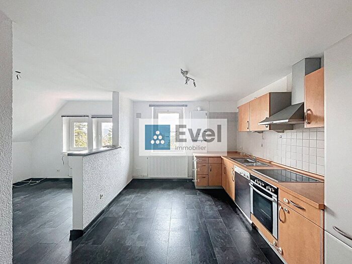 Appartement à louer - Falck - 4 pièces - 3 chambres
