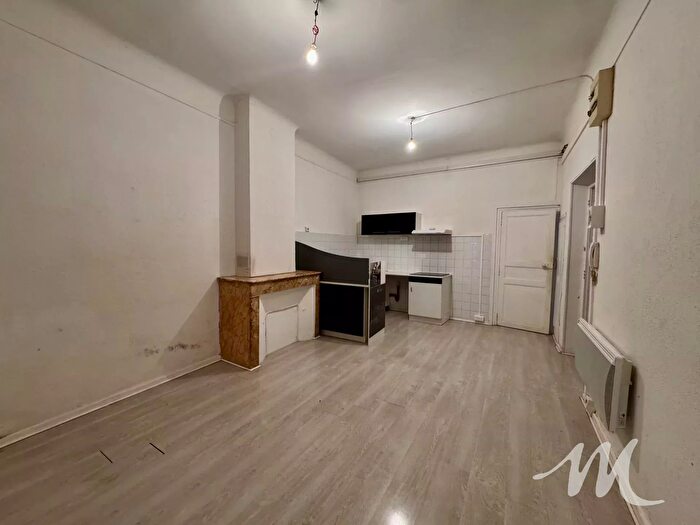 Appartement à vendre - Brignoles, Centre-ville, Vieille ville - 2 pièces - 1 chambre