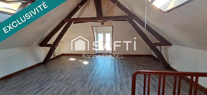 Maison 7 pièces à Carrouges, à vendre