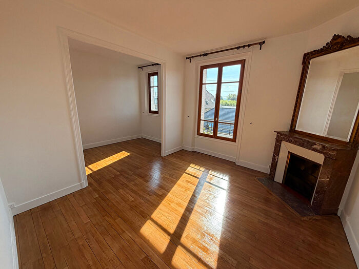 Appartement 3 pièces à Palaiseau, Centre Nord, à louer