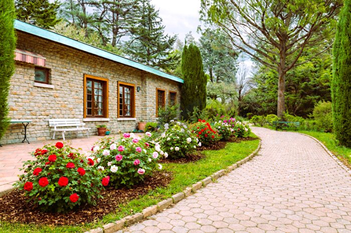 Maison à vendre - Saint-Cyr-au-Mont-dOr - 6 pièces - 4 chambres