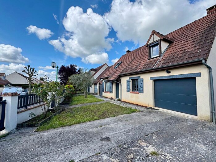 Maison 6 pièces à Chevry-Cossigny, à vendre