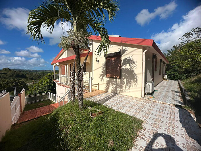 Maison à vendre - Rivière-Salée - 7 pièces - 5 chambres
