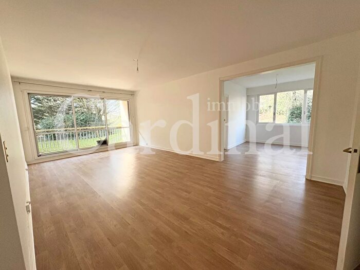 Appartement 5 pièces à vendre - Noisy-le-Roi
