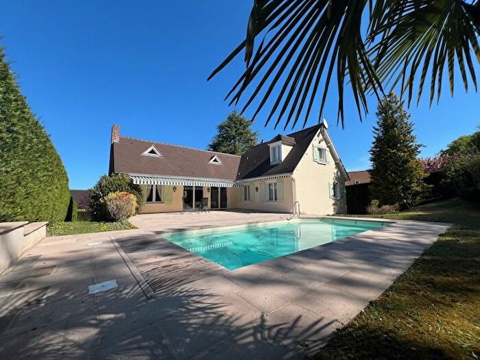 Maison à vendre - Anet - 8 pièces - 5 chambres