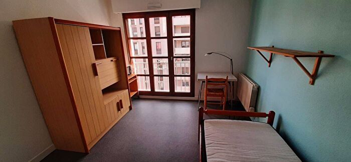 Appartement 1 pièce à Colline des Pères-Tardy, Saint-Étienne, à louer
