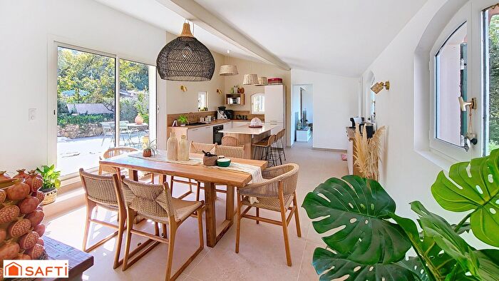 Maison 5 pièces à vendre à La Cadière-d'Azur