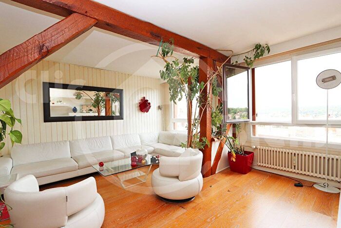 Appartement à louer - Rive Droite, Viroflay - 4 pièces - 2 chambres