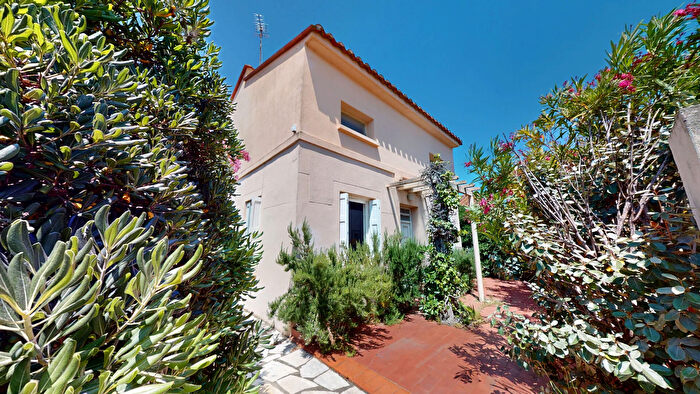 Maison à vendre - Canet-en-Roussillon, Plage Sud - 6 pièces - 5 chambres