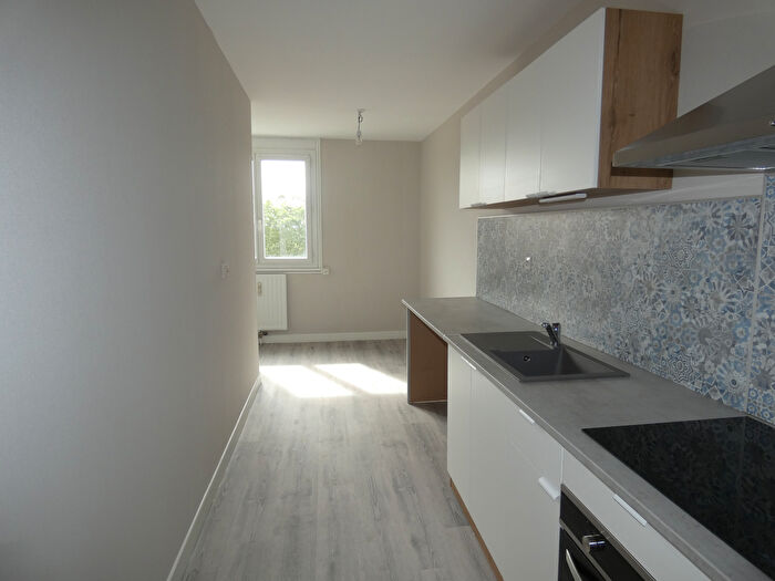 Appartement à louer - Beaune, Saint-Jacques - 3 pièces - 2 chambres