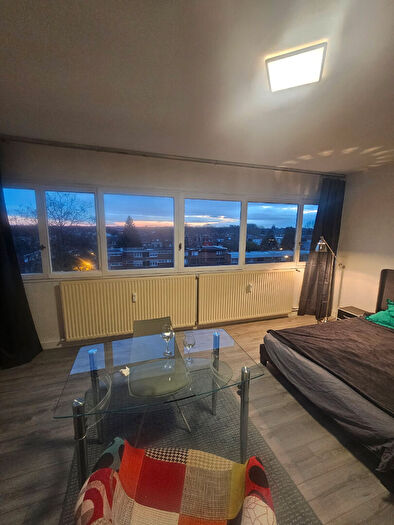 Appartement à louer - Mons-en-Bar ul, Europe - 4 pièces - 3 chambres