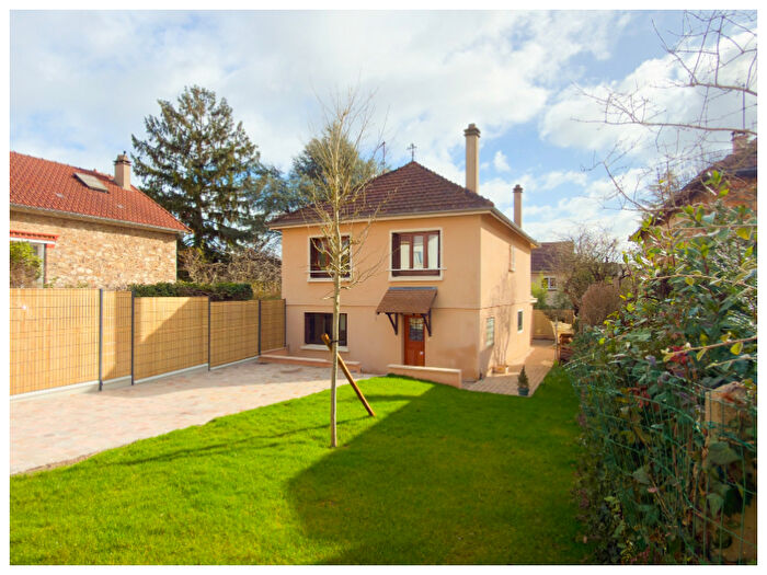 Maison 6 pièces à vendre - Fontenay-le-Fleury, Vieux village