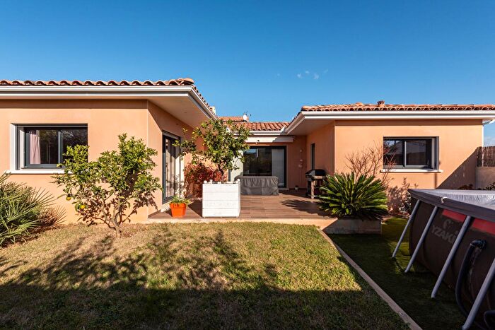 Narbonne, Saint-Jean, Saint-Pierre : Maison 4 pièces à vendre