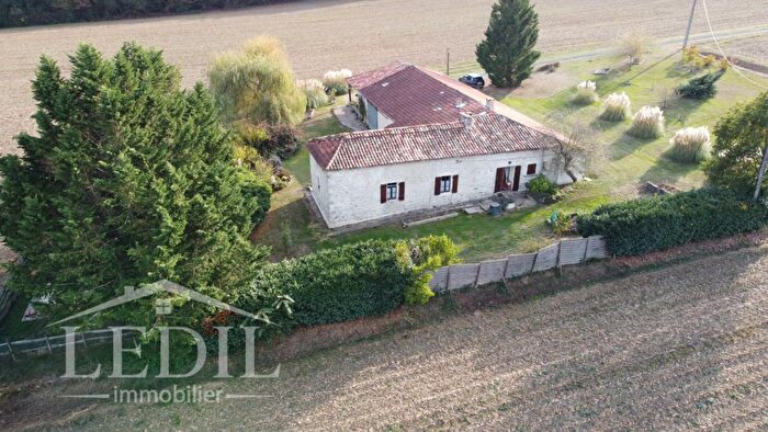 Maison à vendre - Salles - 5 pièces - 4 chambres