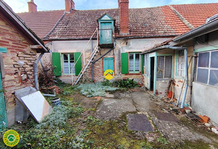 Maison à vendre - Sancoins - 3 pièces - 2 chambres