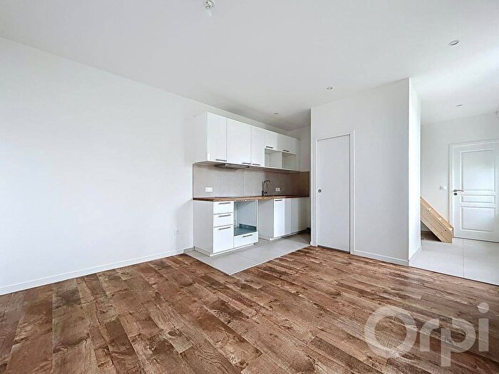 Appartement 3 pièces à Charentonneau, Maisons-Alfort, à louer
