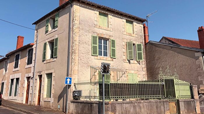 Appartement 9 pièces à vendre à Montmorillon