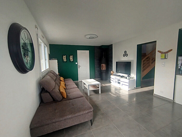 Maison à vendre - Lampaul-Guimiliau - 7 pièces - 5 chambres