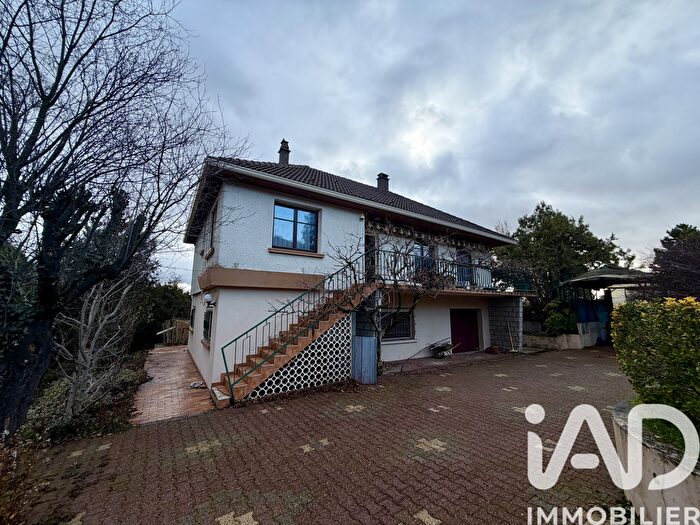 Maison à vendre - Cébazat - 6 pièces - 3 chambres