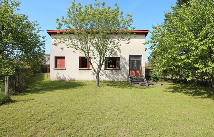 Maison à vendre - Chazay-dAzergues - 4 pièces - 3 chambres