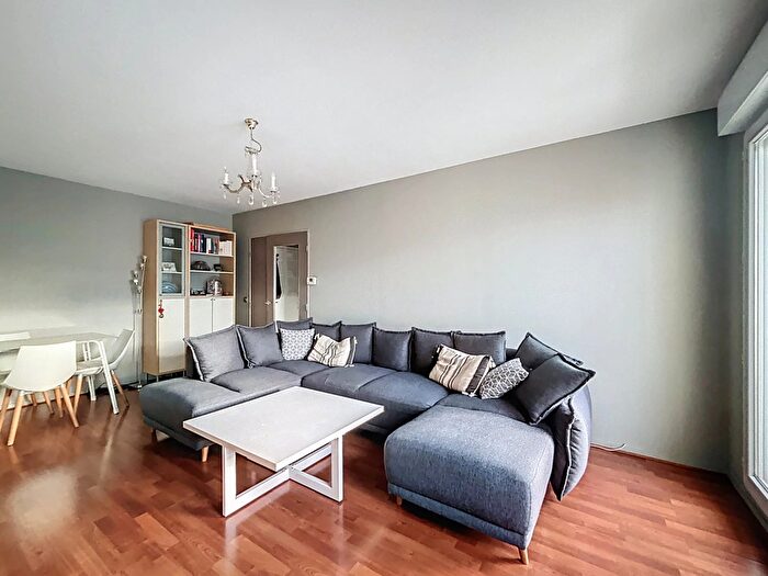 Appartement à vendre - Élancourt, Clé Saint-Pierre, Pissaloup, La Revanche - 4 pièces - 3 chambres