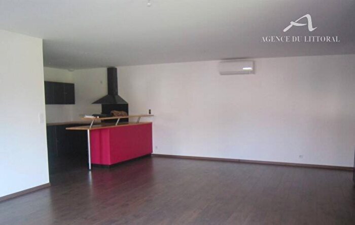 Maison à louer - Ares - 4 pièces - 3 chambres