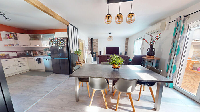 Maison à vendre - Istres, Etang - 5 pièces - 3 chambres