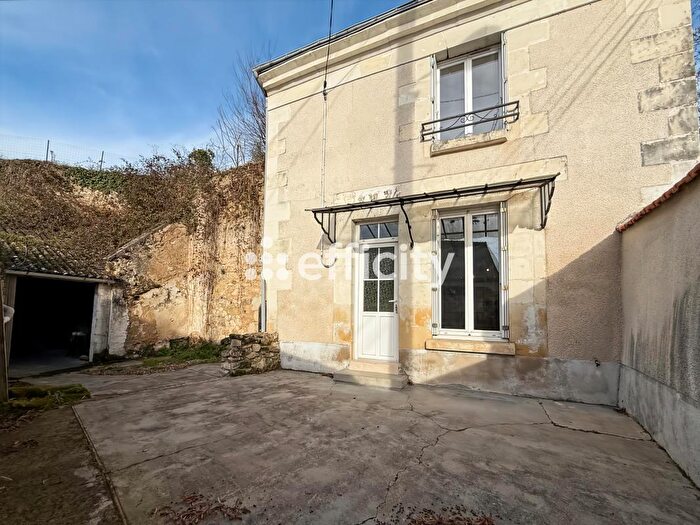 Maison à vendre - Sainte-Maure-de-Touraine - 4 pièces - 2 chambres