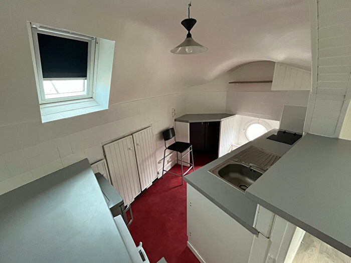 Appartement à vendre - Saint-Maur-des-Fossés, Vieux-Saint-Maur - 2 pièces - 1 chambre