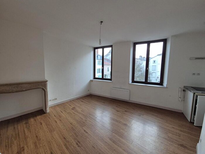 Appartement 1 pièce à Nancy, Ville vieille, Léopold, à louer