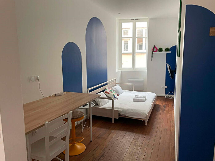 Appartement à louer - Mâcon, Centre-ville - 1 pièce