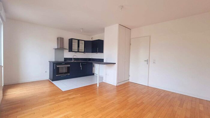 Appartement à louer - Le Vieux Verneuil, Verneuil-sur-Seine - 2 pièces - 1 chambre