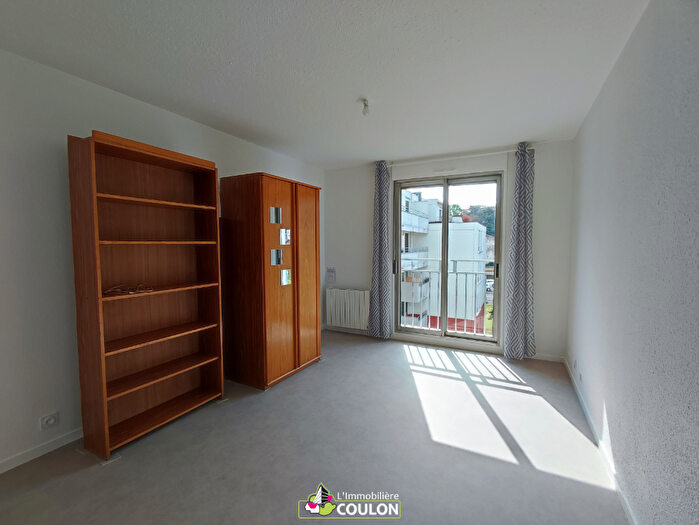 Appartement à louer - Clermont-Ferrand, Oradou - 1 pièce