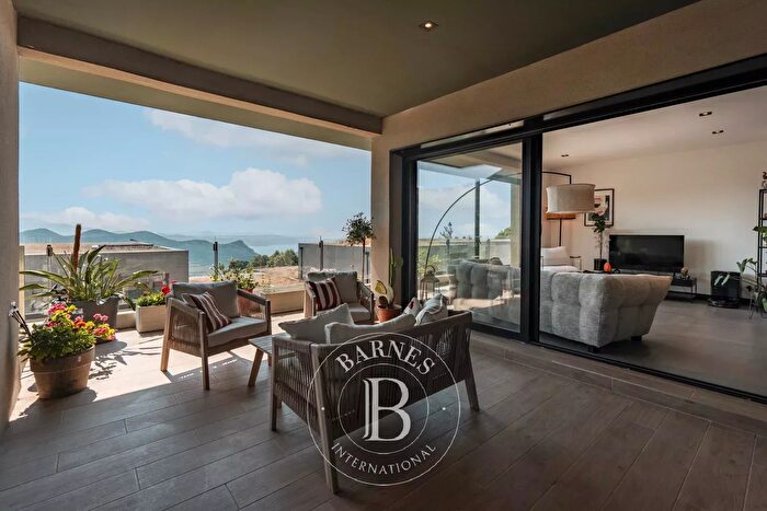 Appartement à vendre - Saint-Florent - 4 pièces - 3 chambres