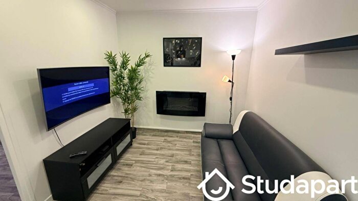 Appartement à louer - Pyramides Sud, Évry-Courcouronnes - 1 pièce - 1 chambre