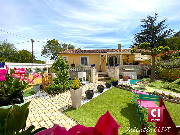 Maison à vendre - La Roquebrussanne - 4 pièces - 3 chambres