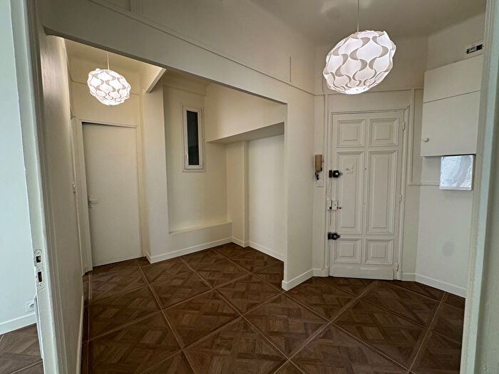 Toulon, Place dArmes : Appartement 5 pièces à vendre