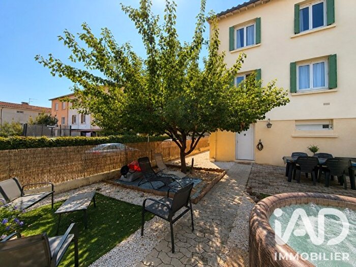 Maison 4 pièces à vendre à Saint-Cyprien, Village, Zone d'Activité