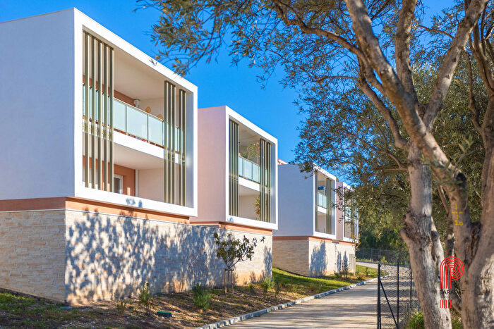 Appartement à vendre - Marseille e , Les Mourets - 2 pièces - 1 chambre