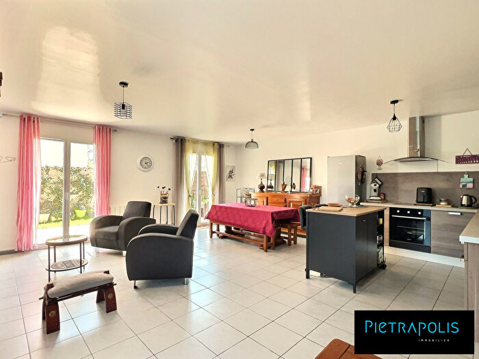 Maison à vendre - Charnay-lès-Mâcon - 4 pièces - 3 chambres